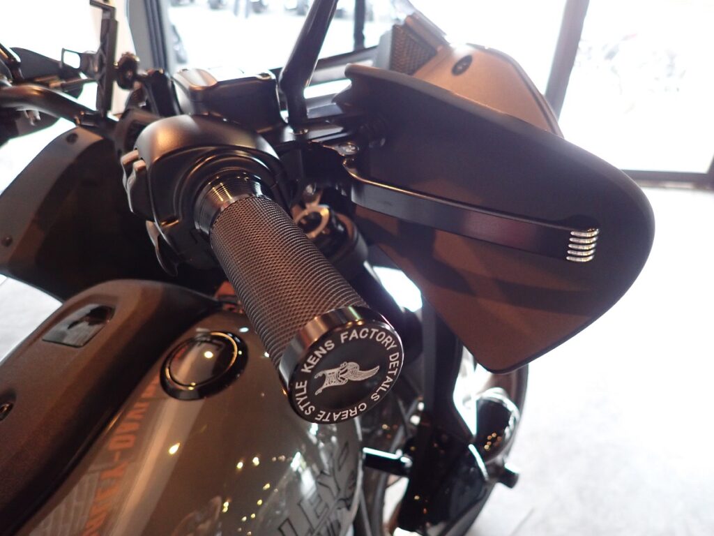 FXLRSTご納車＆Custom！！ - Harley-Davidson® 成田