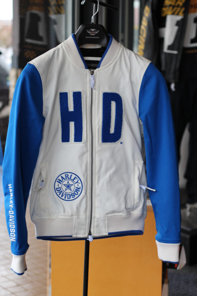 ぞくぞくと - Harley-Davidson® 成田