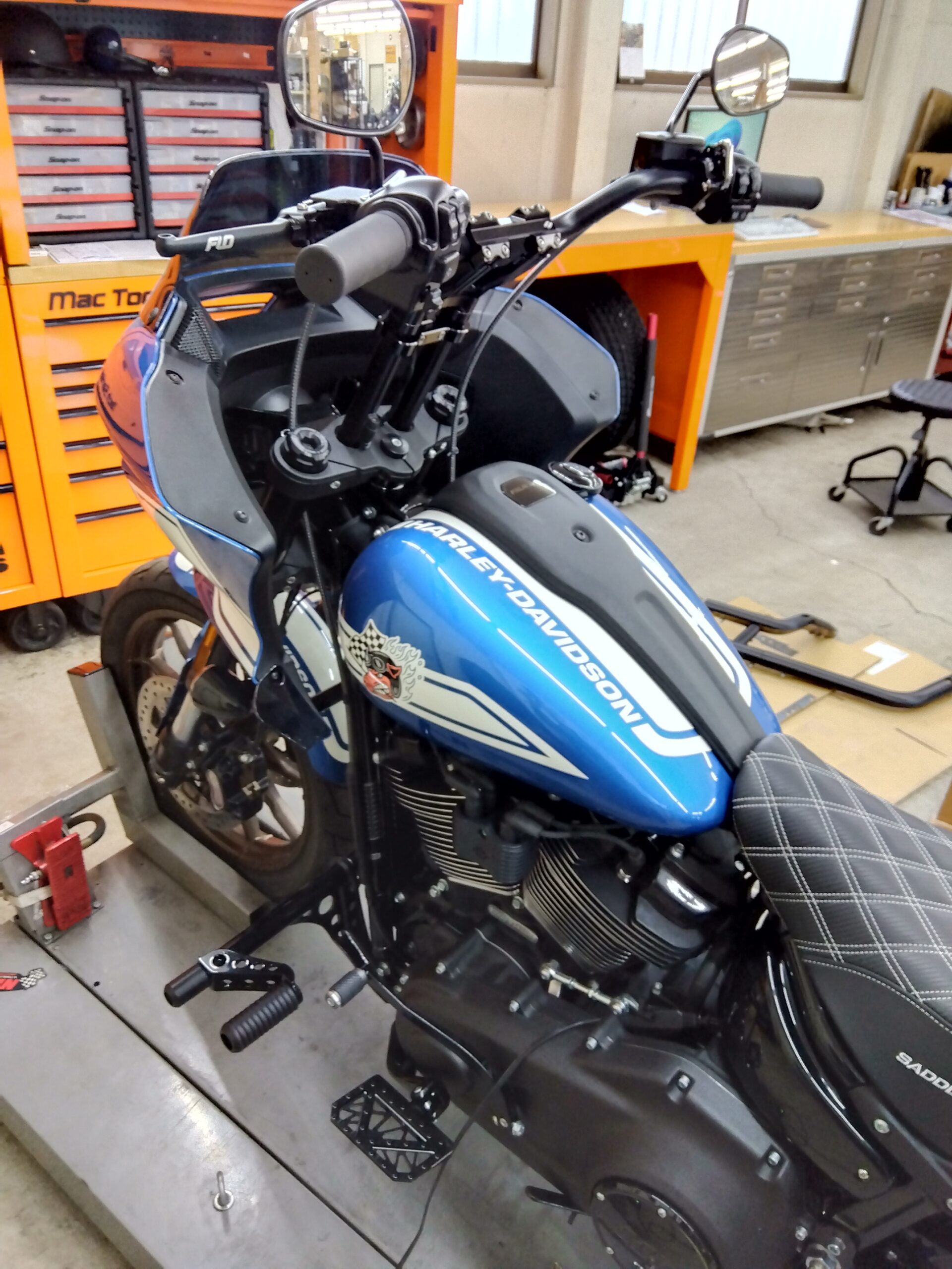 FXLRST ファストジョニーカスタム - Harley-Davidson® 成田